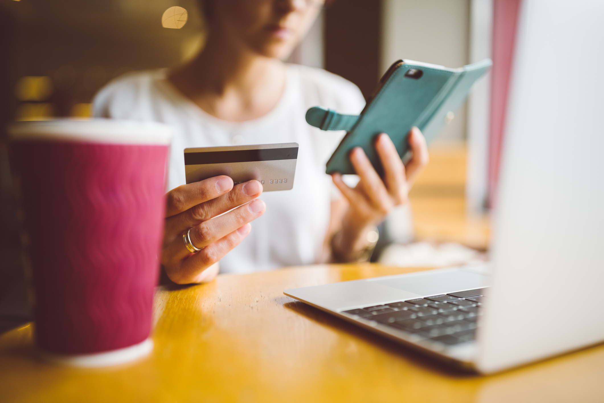 O que é a Cyber Monday e qual a relação com a Black Friday? - Dialogando